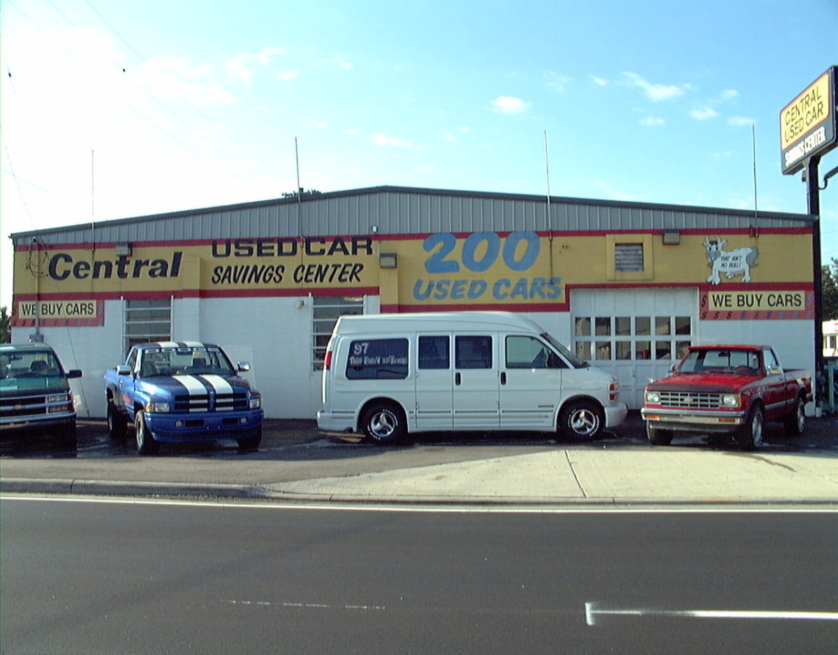 Auto Parts – Retro Toledo Metro